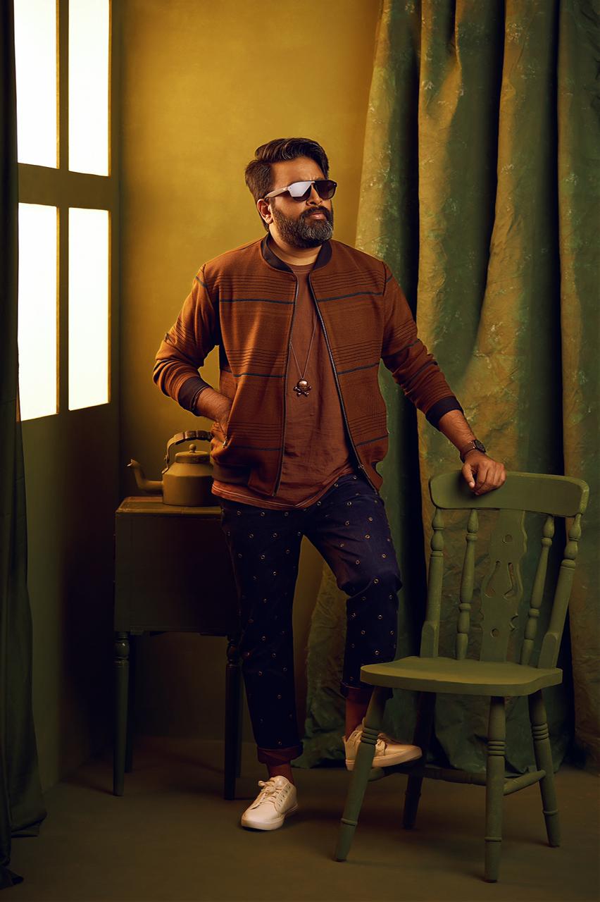Actor and Director Sasikumar Photo Shoot Stills – Chennaionline