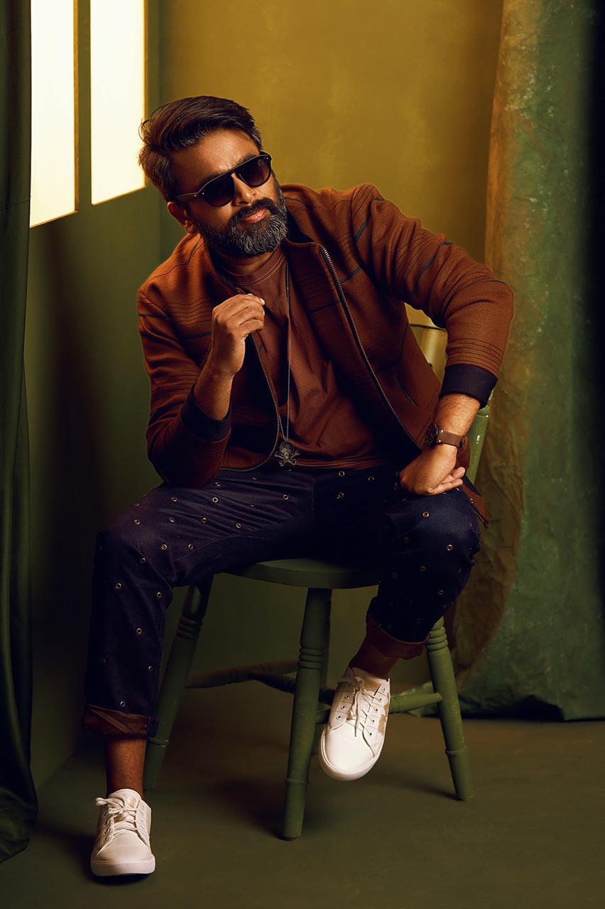 Actor and Director Sasikumar Photo Shoot Stills – Chennaionline