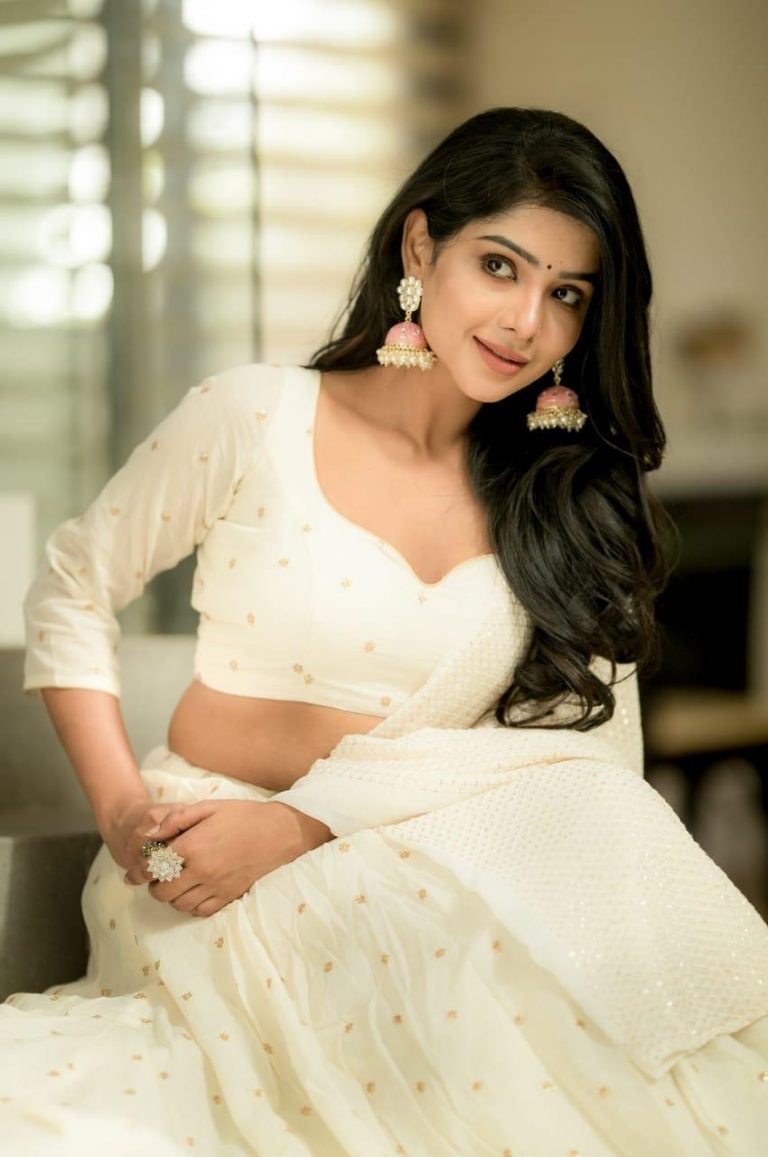 Actress Pavithra Lakshmi Photos – Chennaionline
