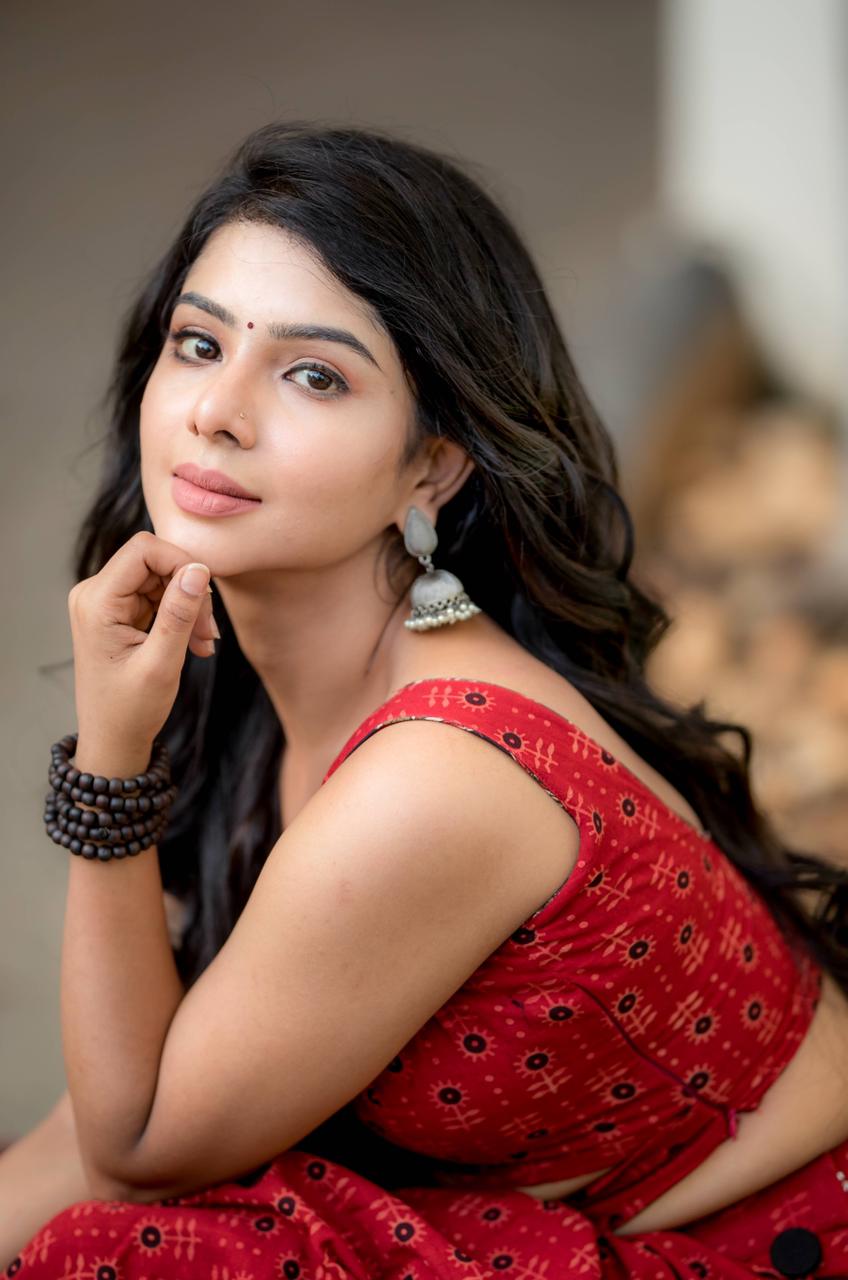 Actress Pavithra Lakshmi Latest Stills – Chennaionline