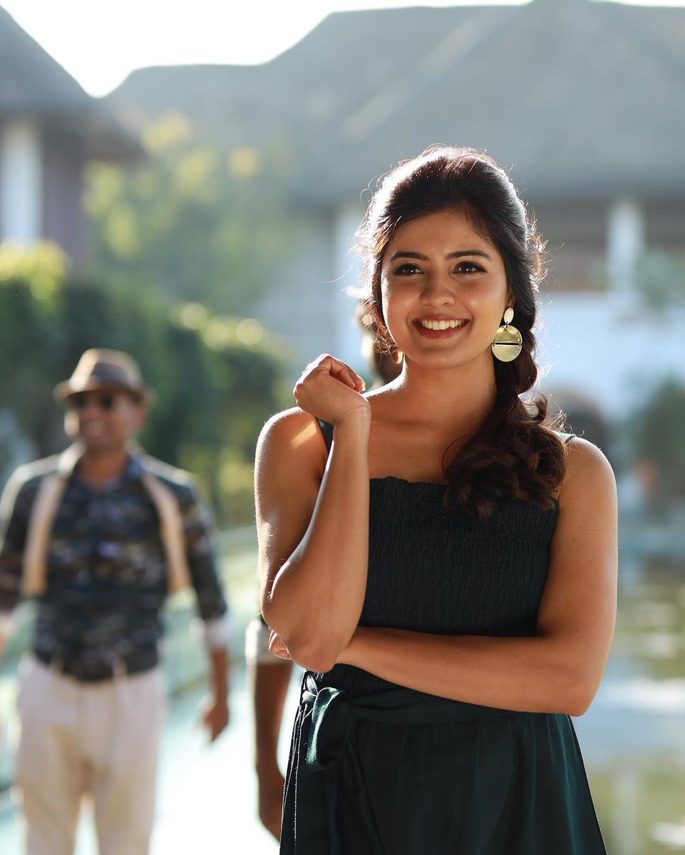 Actress Amritha Iyer Latest Photos – Chennaionline