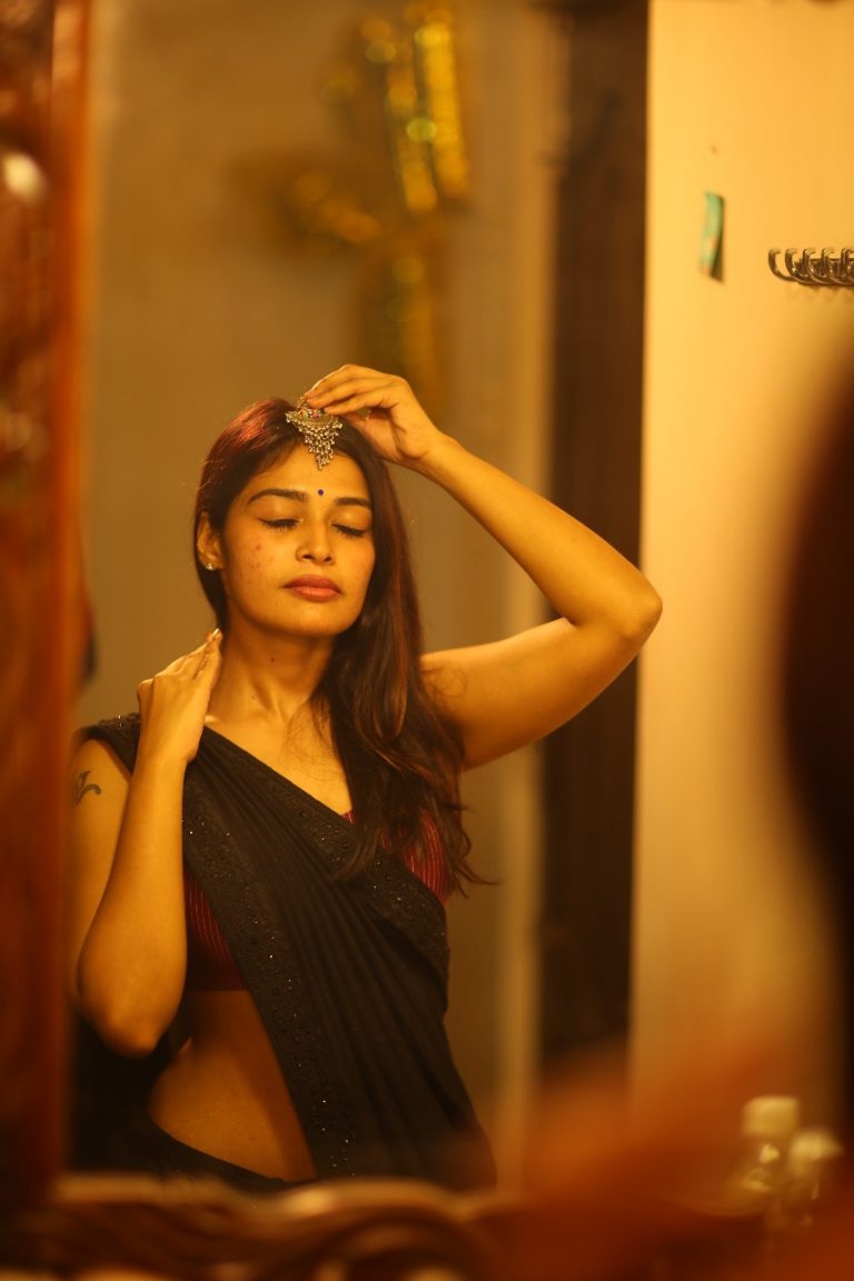 Actress Darsha Gupta Stills – Chennaionline