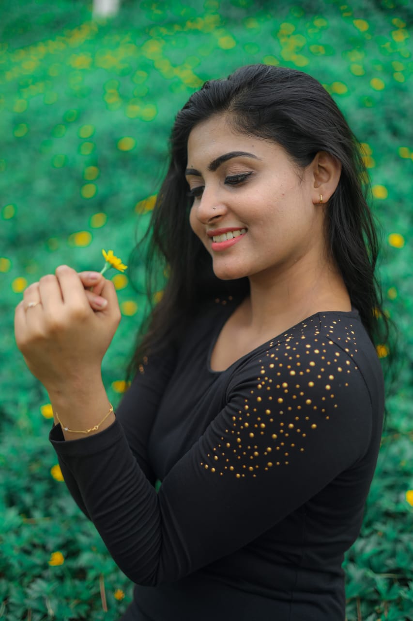 Actress Anithra Latest Photos – Chennaionline