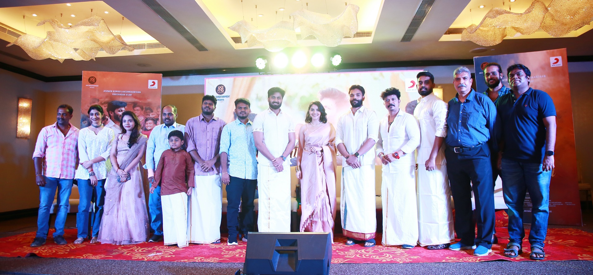 Yaathi Yaathi Music Video Celebration Stills – Chennaionline