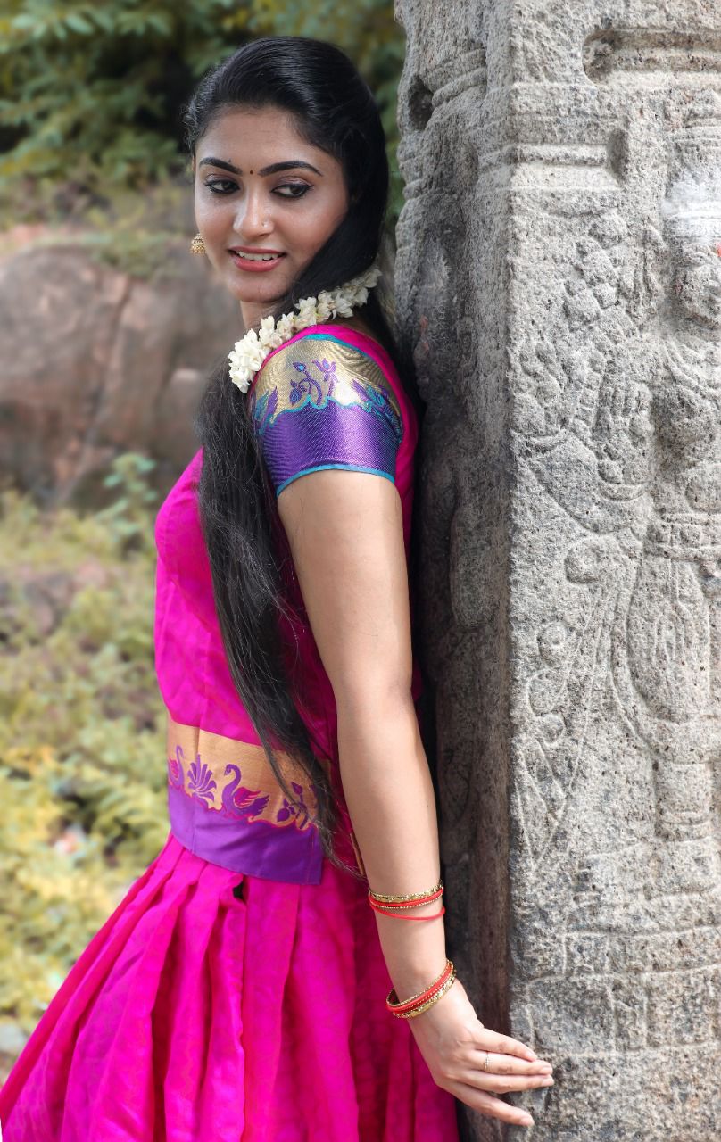 Actress Anithra Deepawali Special Photo Shoot Stills – Chennaionline