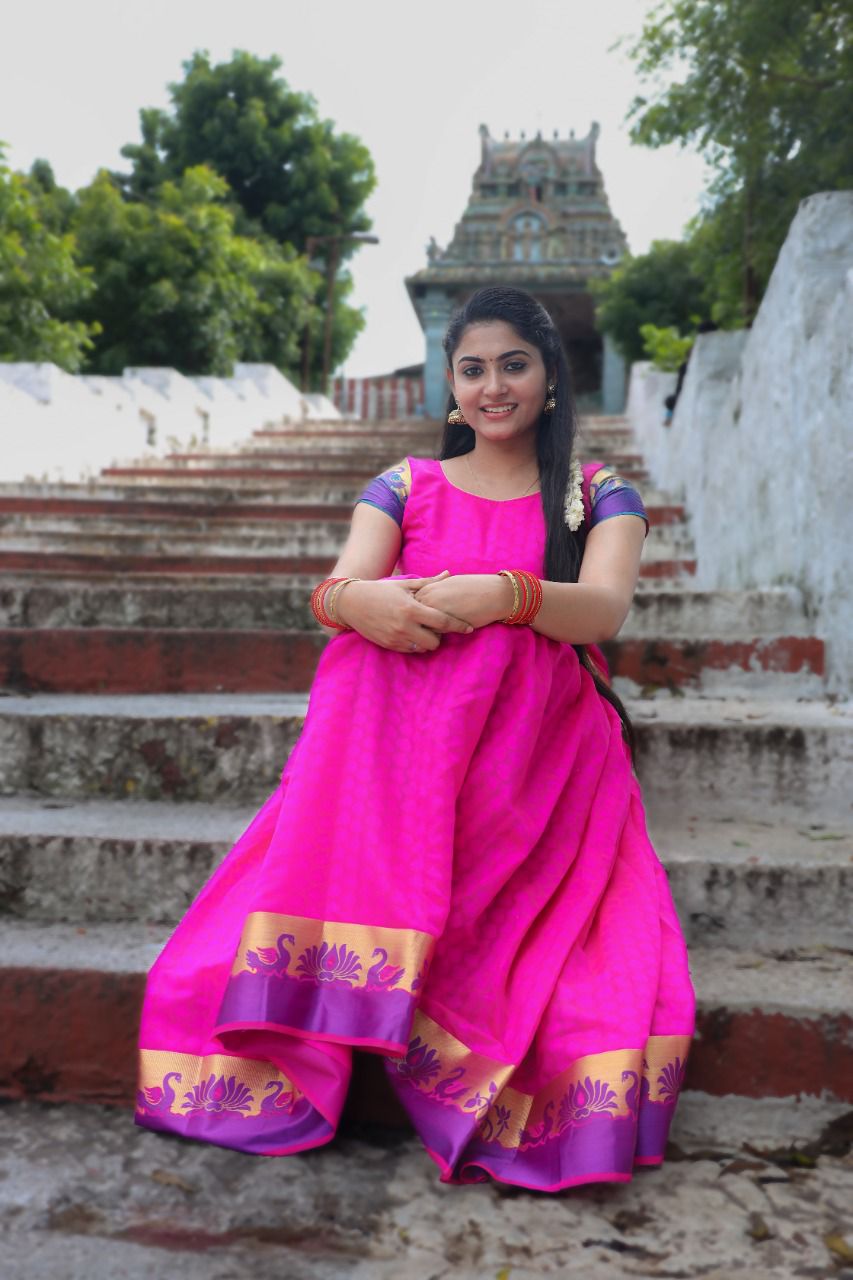 Actress Anithra Deepawali Special Photo Shoot Stills – Chennaionline