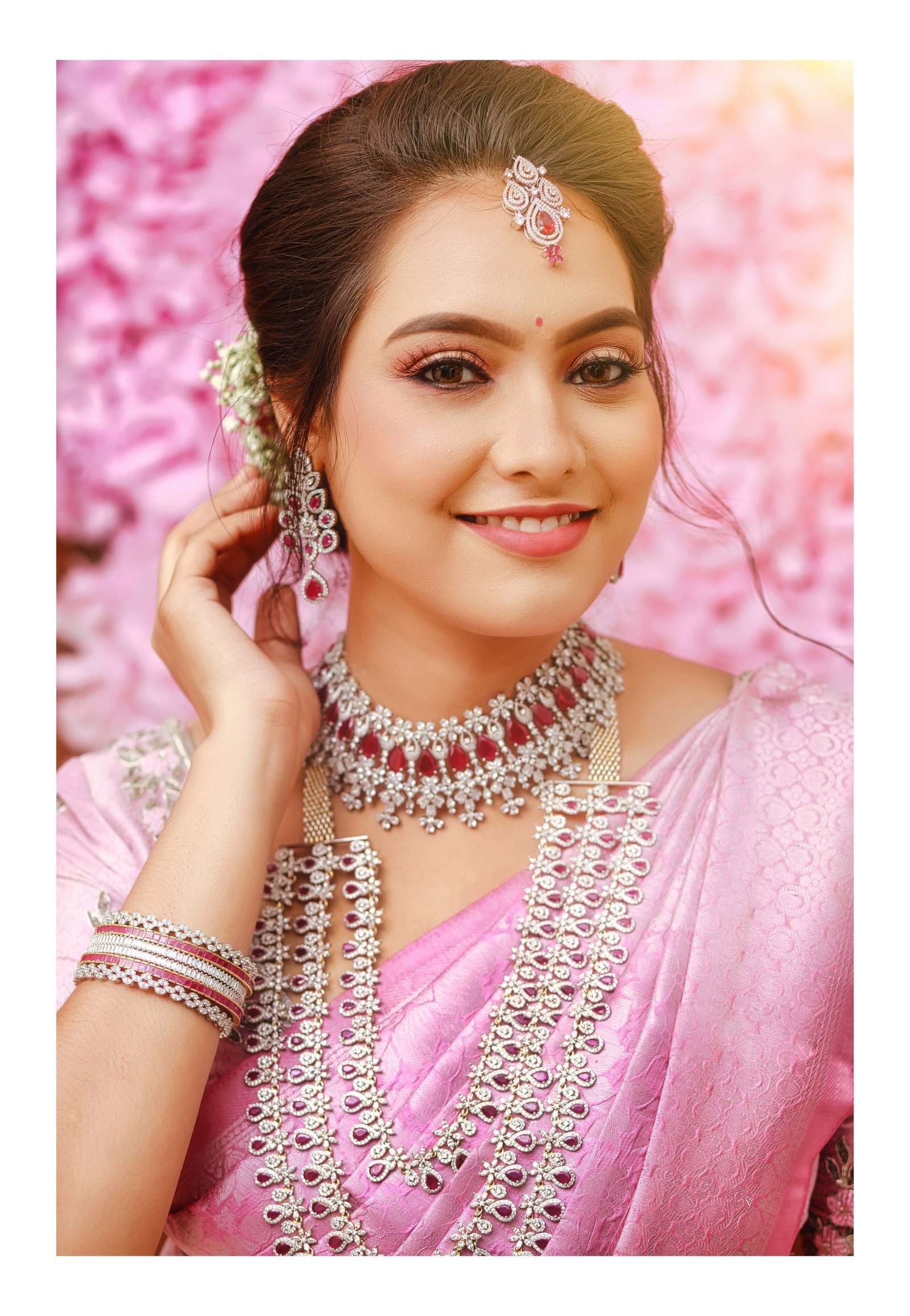 Actress Pavithra Janani Stills – Chennaionline