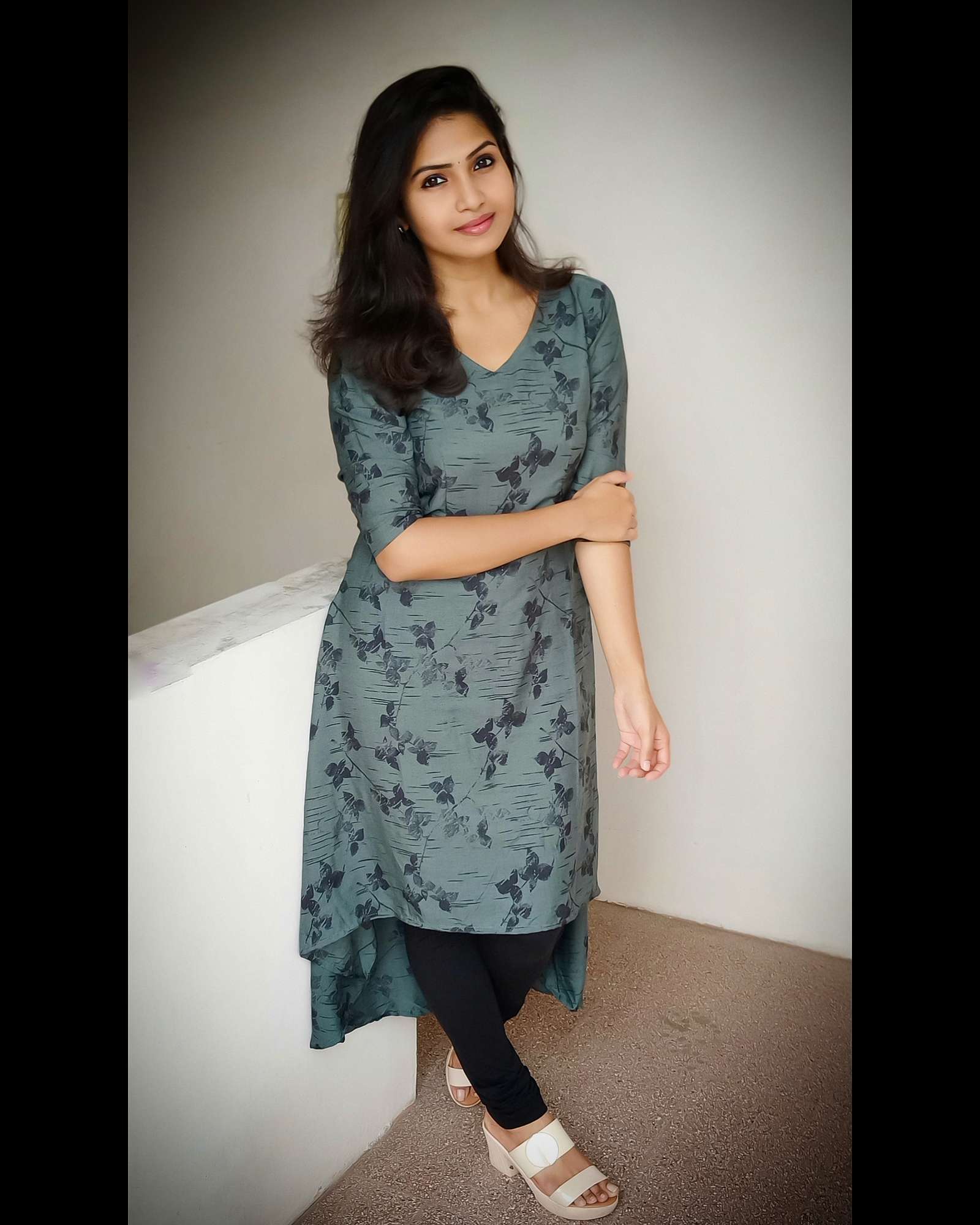 Actress Venba Latest Photos – Chennaionline