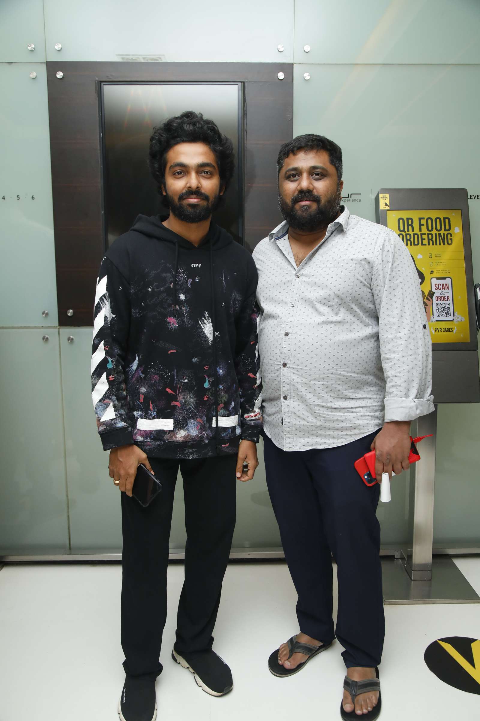 Bachelor Movie Premier Show Stills – Chennaionline