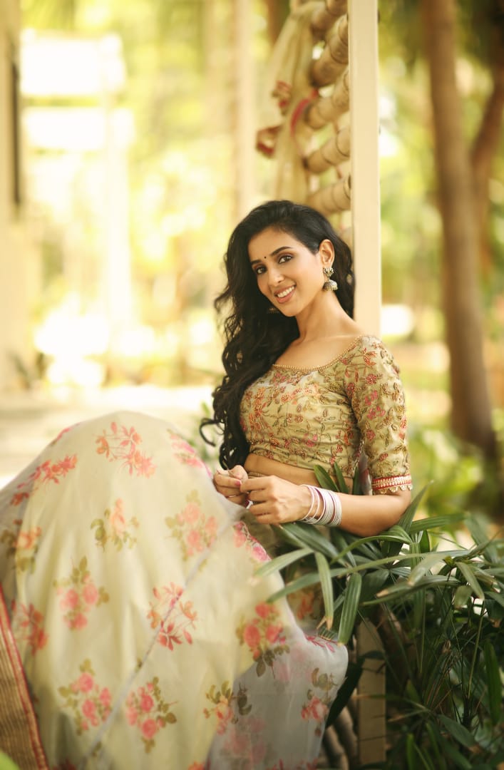 Actress Riya Suman Stills – Chennaionline