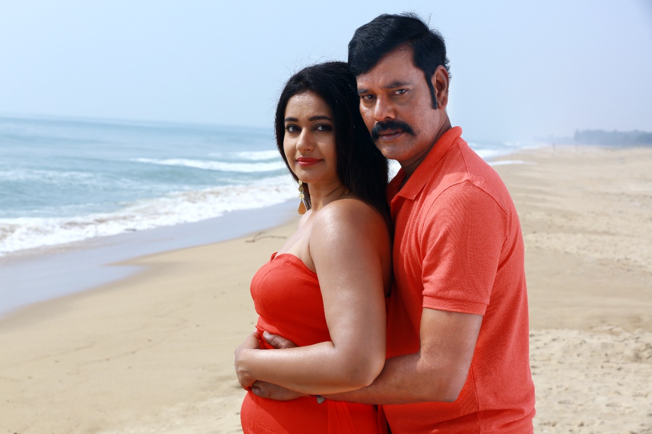 Gurumoorthy Movie Stills – Chennaionline