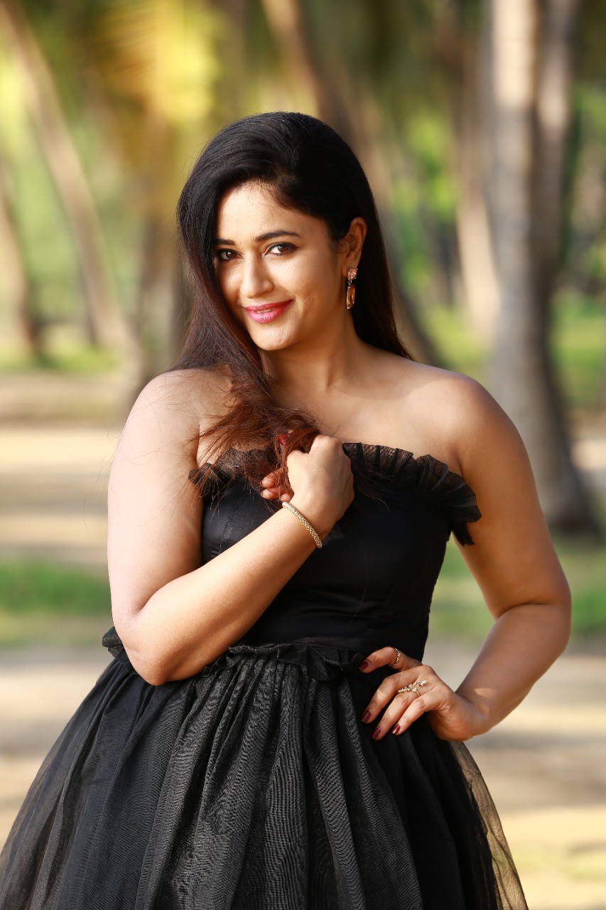 Gurumoorthy Movie Stills – Chennaionline