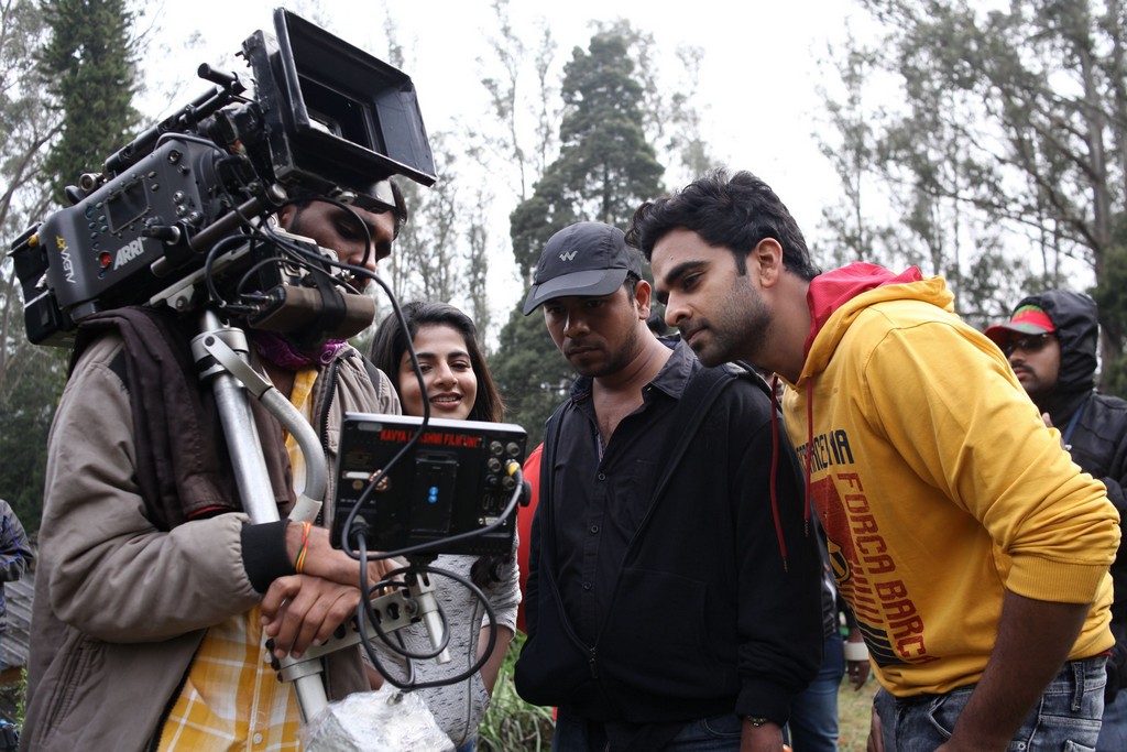 Vezham Movie Stills – Chennaionline