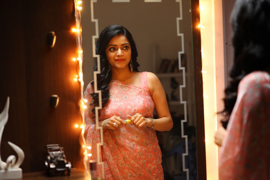 Vezham Movie Stills – Chennaionline