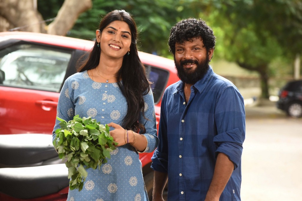 Local Sarakku Movie Stills – Chennaionline