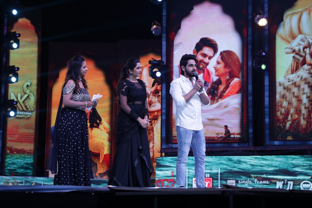 Banaras Movie Pre Release Event Stills – Chennaionline