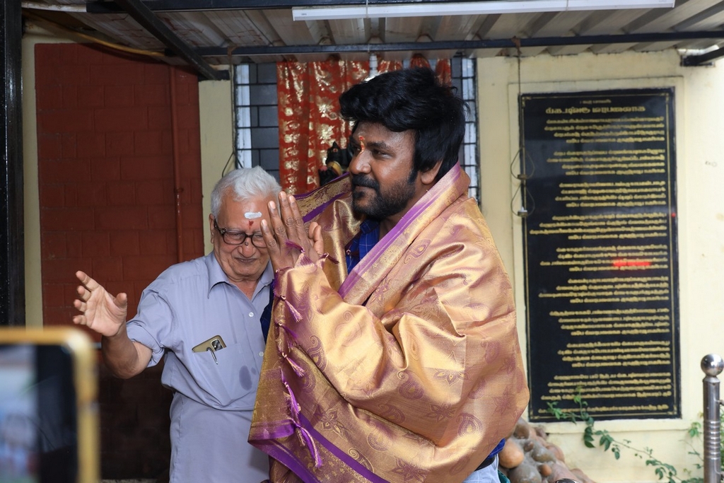 Rudhran Movie Success Celebration in Old Age Home Stills – Chennaionline